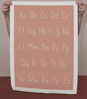 Metafors: A clumsy handwriting font - Freebiesbug