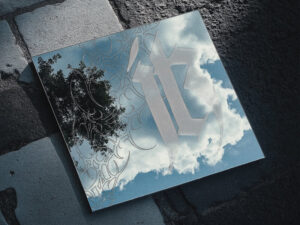 Free Realistic Mirror Mockup - Freebiesbug